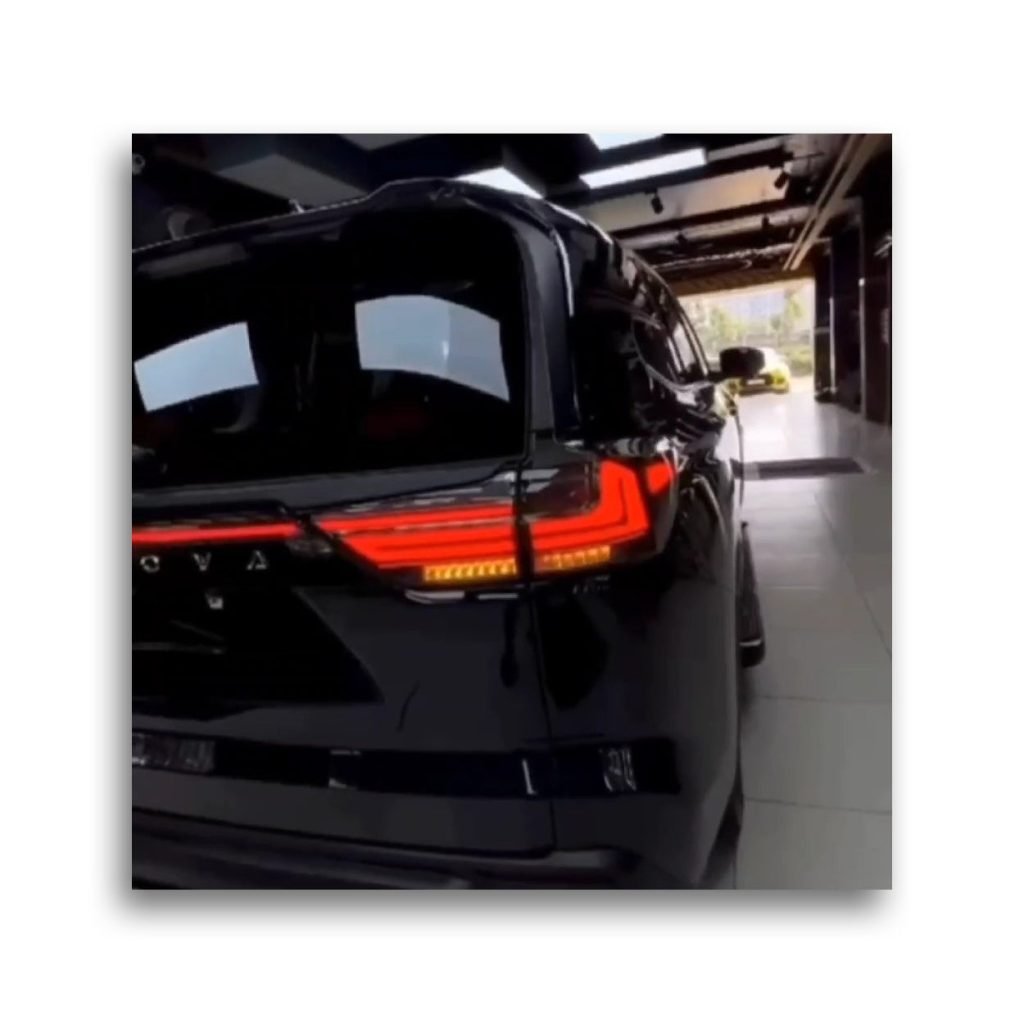 Innova Hycross - ROAVION - Powered by AutoBacs India