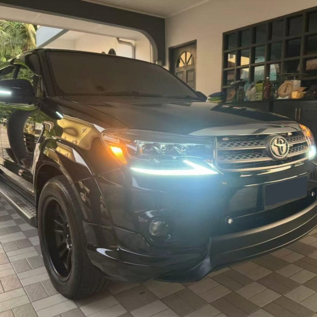 Fortuner Type 1 DRL headlights - ROAVION - Powered by AutoBacs India